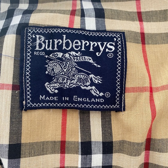 Burberry | Jackets & Coats | Vintage Burberrys Trench Label Indicates ...